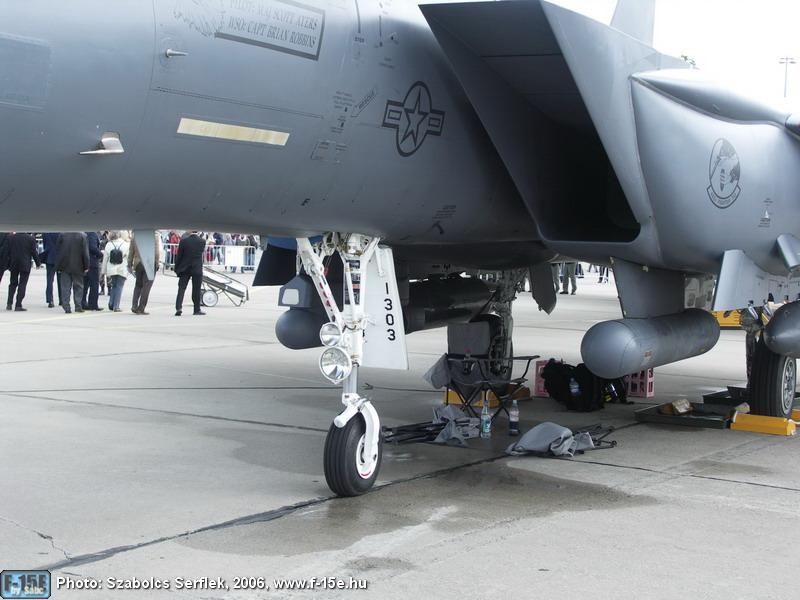 AN/AAQ-14 LANTIRN POD