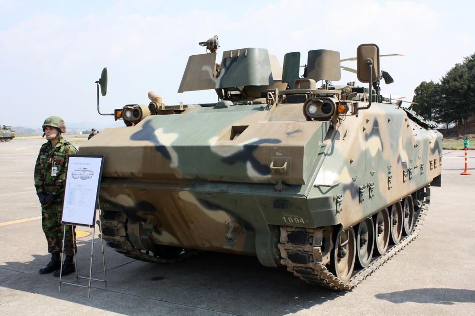 오늘 포스팅의 하이라이트... 청주 17전투비행단의 K200A1입니다. 2011년 촬영입니다.