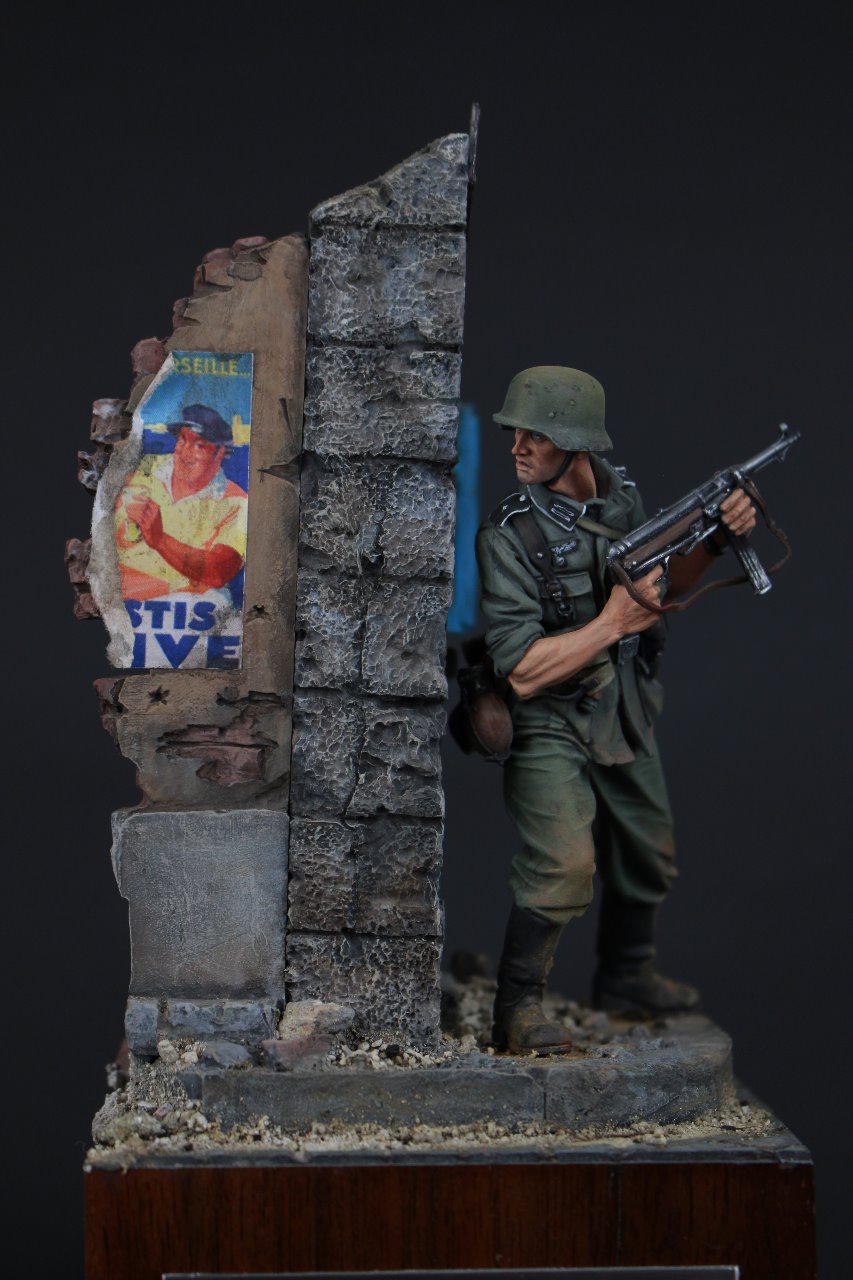 3. (1/10) 스케일. Young Miniatures. Max Wunsche Western Front 1944.