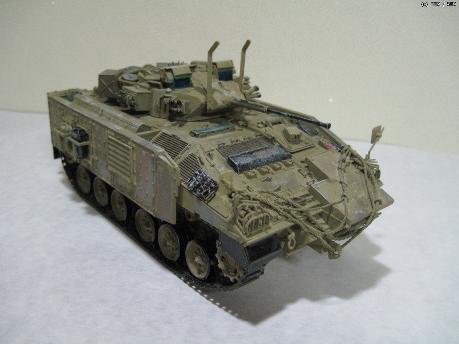 MMZ - 1/35 MCV 90 Warrior IFV [Academy]