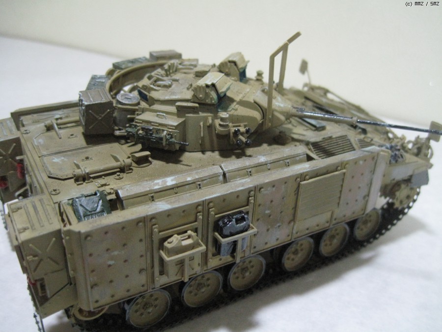 MMZ - 1/35 MCV 90 Warrior IFV [Academy]