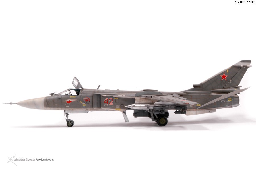 MMZ - Sukhoi Su-24M Fencer 1/48 Trumpeter