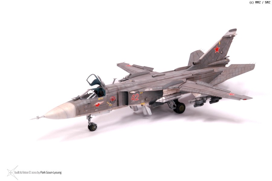 MMZ - Sukhoi Su-24M Fencer 1/48 Trumpeter