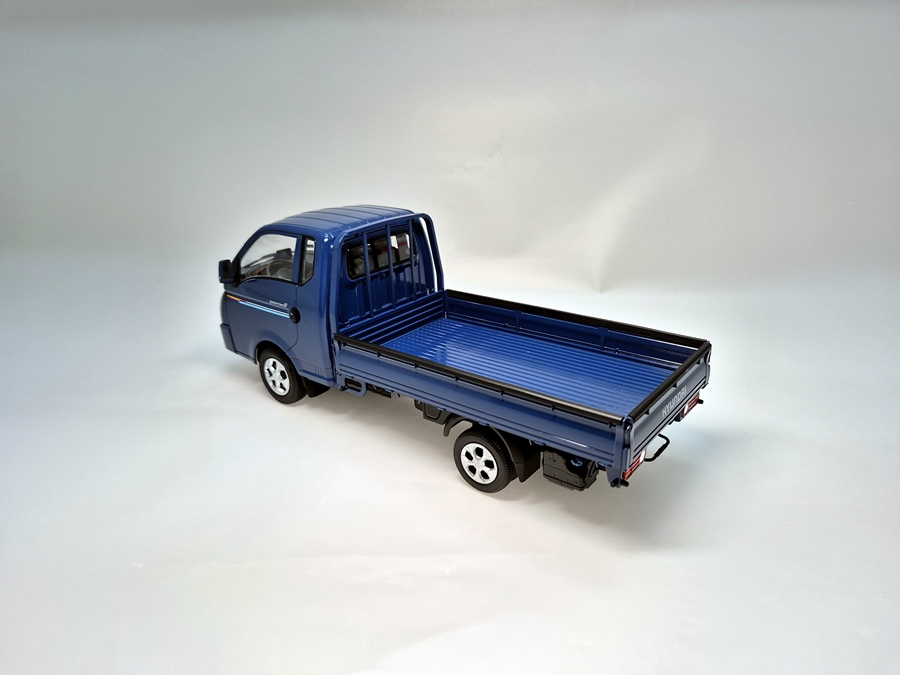 MMZ - 1/24 [아카데미과학] 포터 II 트럭형