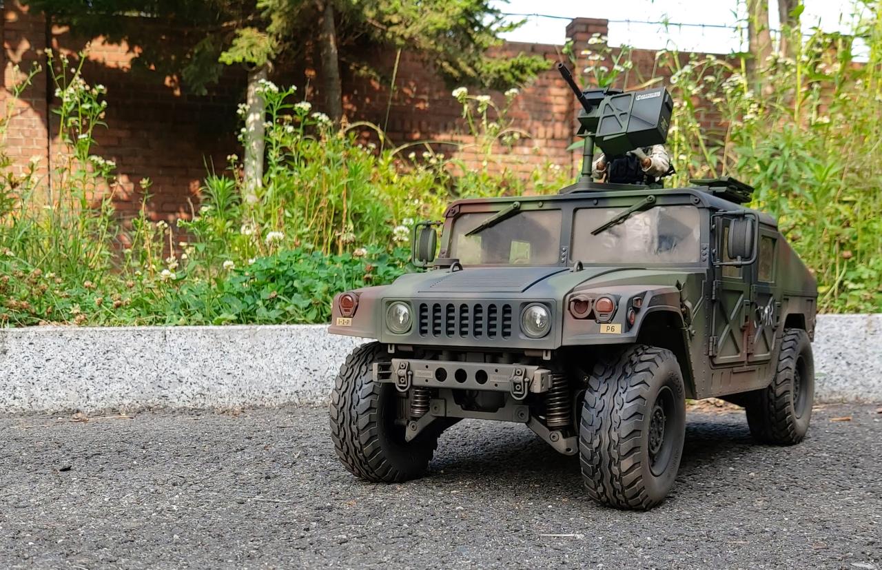MMZ - 1/10 RC M1025 Humvee