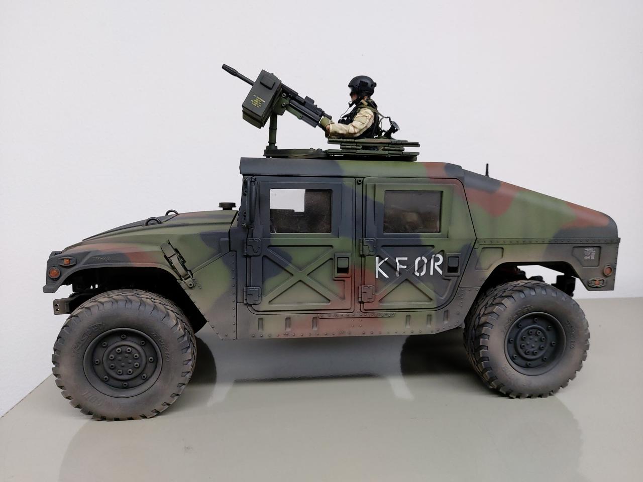 MMZ - 1/10 RC M1025 Humvee