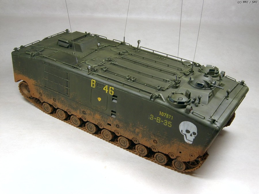 MMZ - U.S MARINE LVTP5A1 (AFV CLUB)