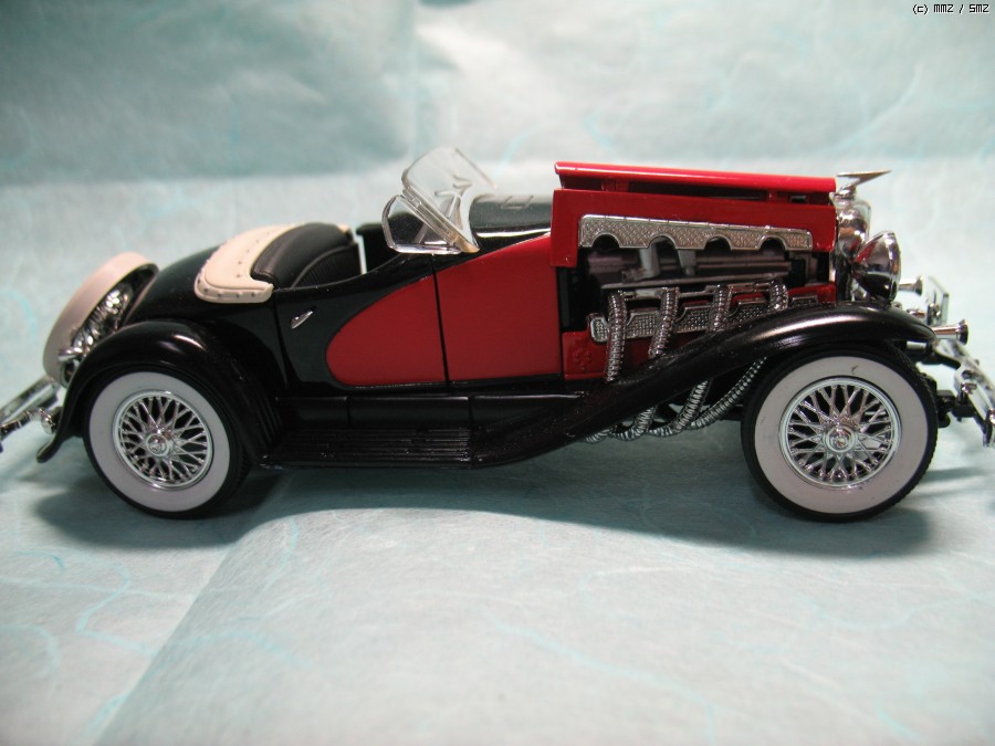 MMZ - Testors 1/32 1935 DUESENBERG SSJ 1