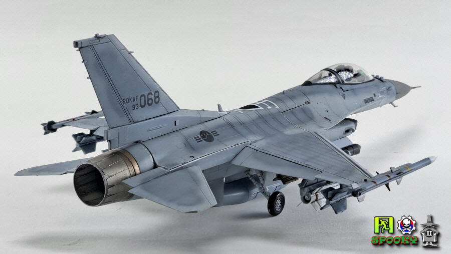 MMZ - KF-16C [93-068]