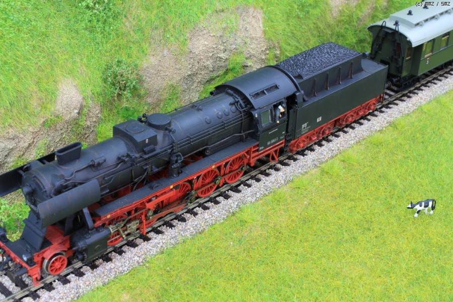 BR50 (Roco HO scale)