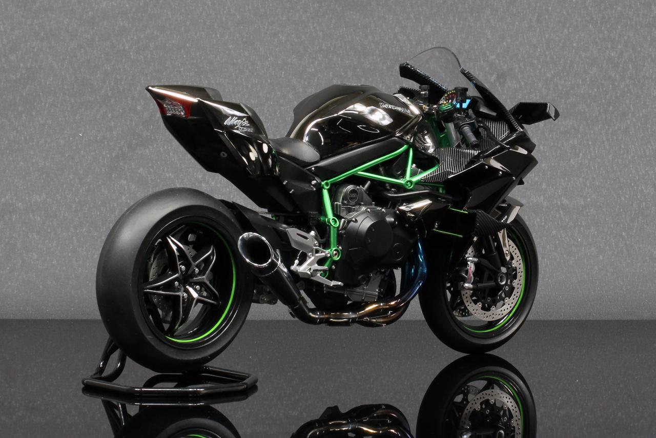 MMZ - Meng 1/9 Kawasaki Ninja H2R