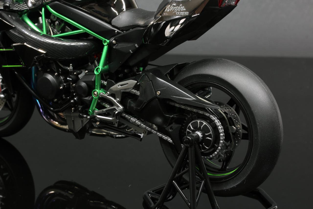 MMZ - Meng 1/9 Kawasaki Ninja H2R