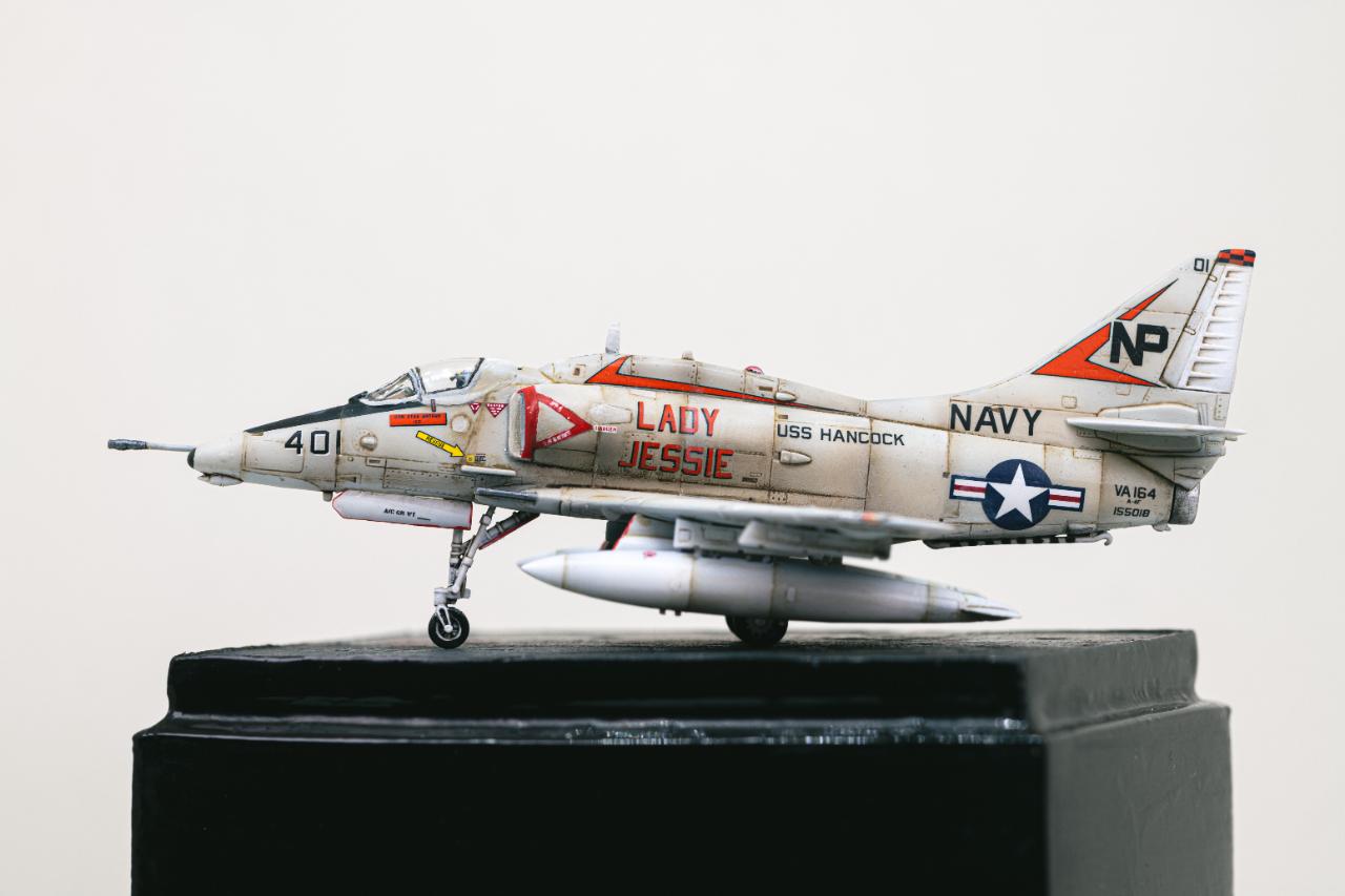 MMZ - A-4F_Skyhawk_LadyJessie