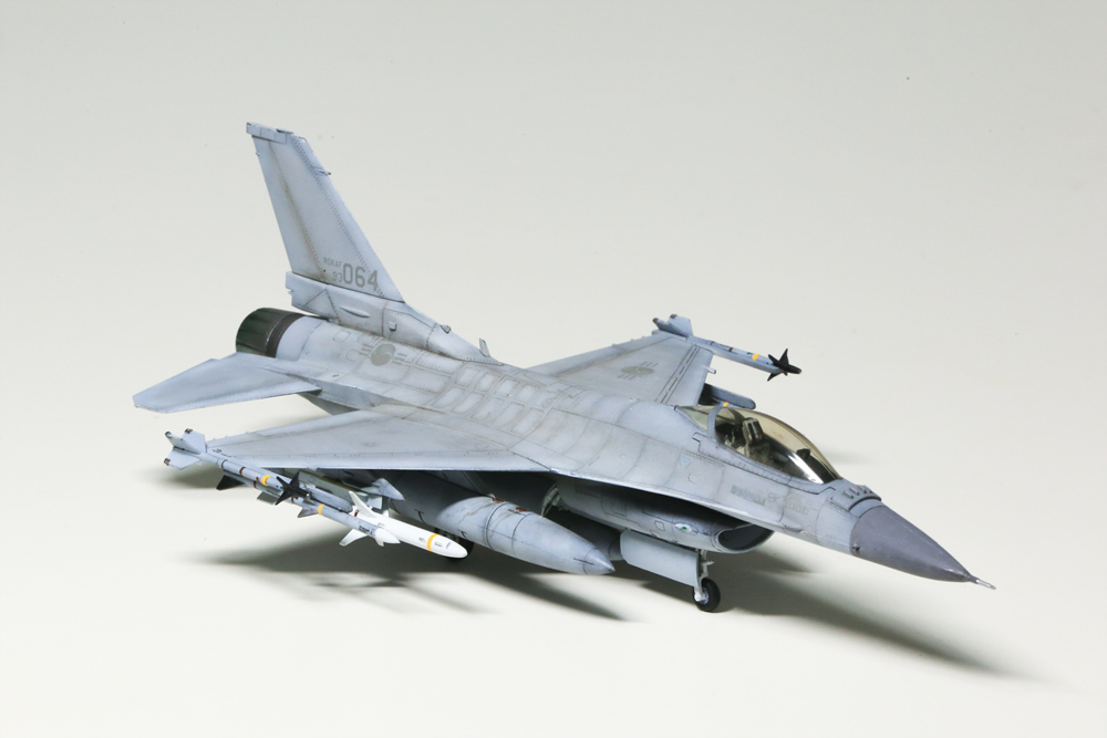 MMZ - 1/72 ROKAF KF-16C