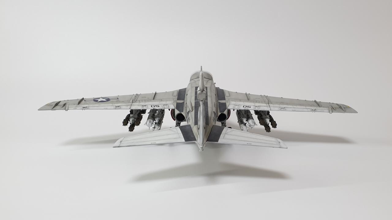 MMZ - A-6E NAVY Attack Bomber (1/48 Revell)
