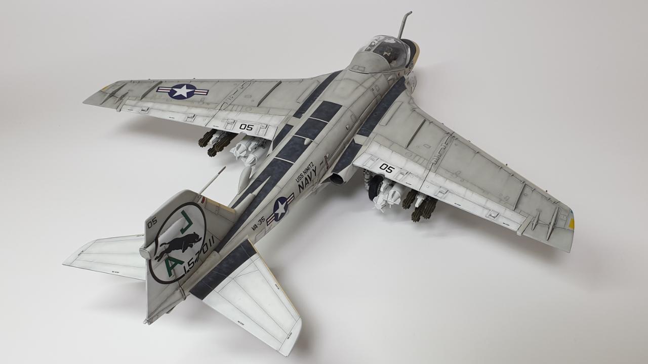 MMZ - A-6E NAVY Attack Bomber (1/48 Revell)