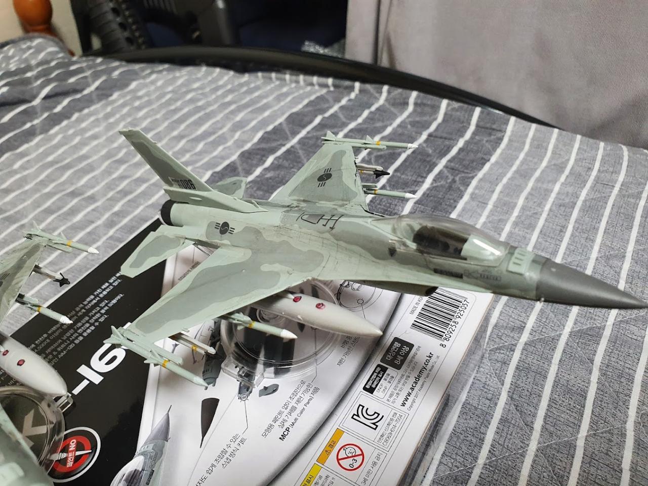 MMZ - 아카데미 1/72 MCP KF-16C