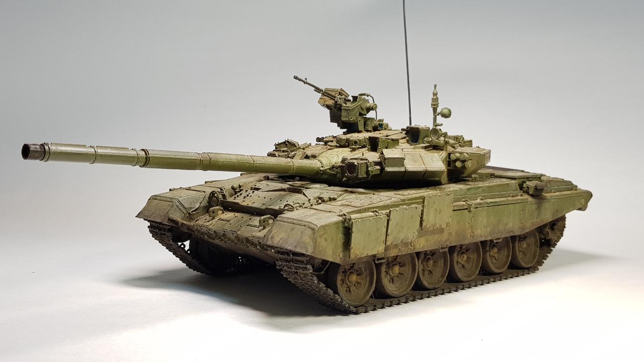 MMZ - Academy (Zvezda), T-90A, 1/35