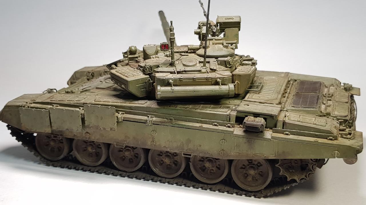 MMZ - Academy (Zvezda), T-90A, 1/35