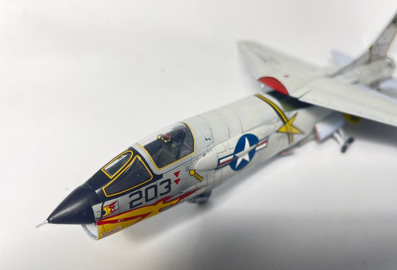 MMZ - 아카데미 1/72 F8U-2(F-8C) VF-84 졸리로저스 1959~1960년