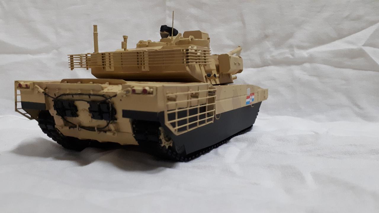 MMZ - DPRK M-2020 MBT