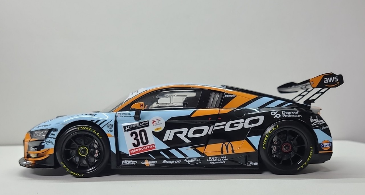 MMZ - Le Mans '22 [MENG] 1/24 AUDI R8 LMS Evo II, ROFGO Racing with ...