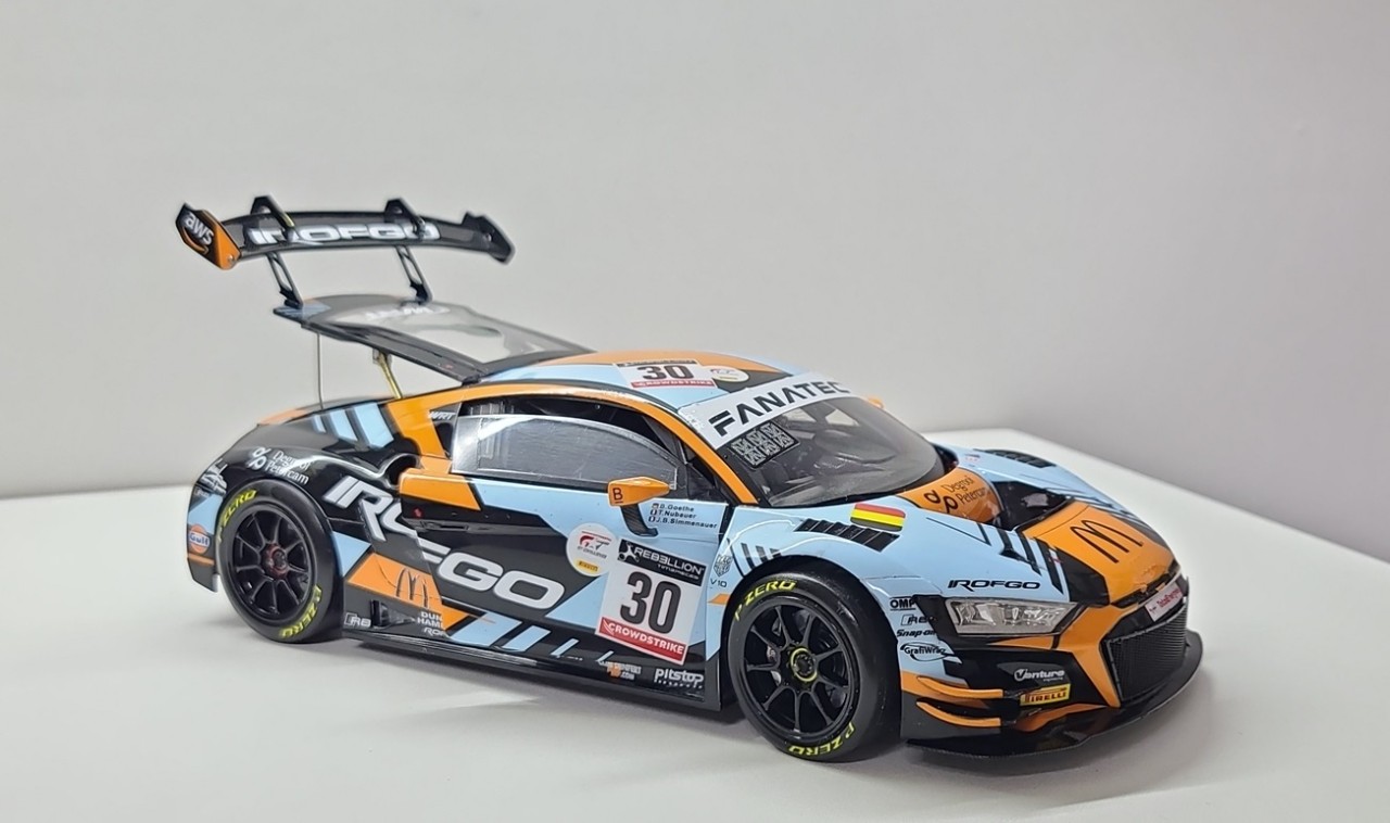 MMZ - Le Mans '22 [MENG] 1/24 AUDI R8 LMS Evo II, ROFGO Racing with ...