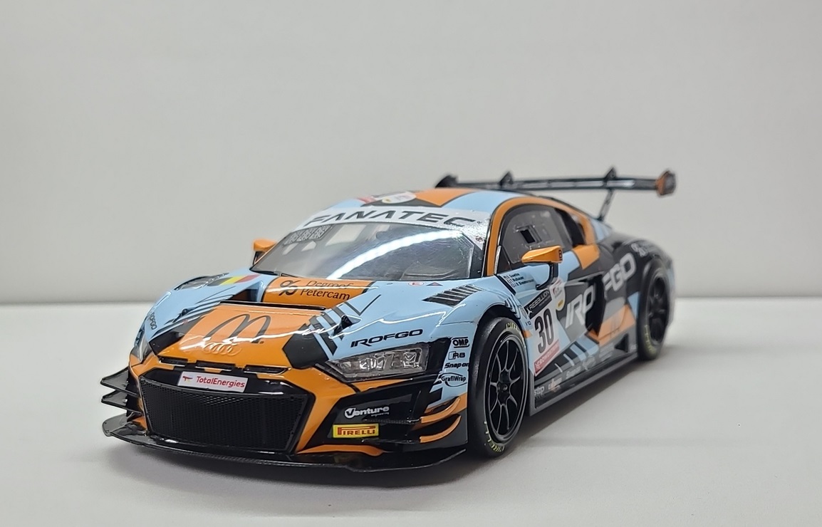 MMZ - Le Mans '22 [MENG] 1/24 AUDI R8 LMS Evo II, ROFGO Racing with Team WRT #No.30