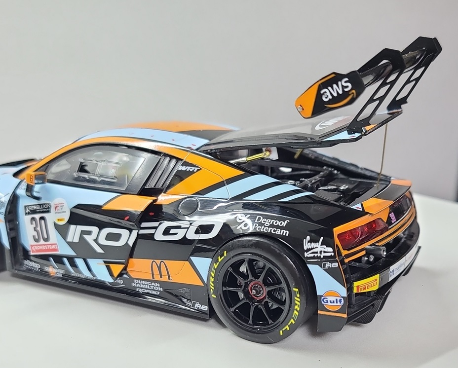MMZ - Le Mans '22 [MENG] 1/24 AUDI R8 LMS Evo II, ROFGO Racing with ...