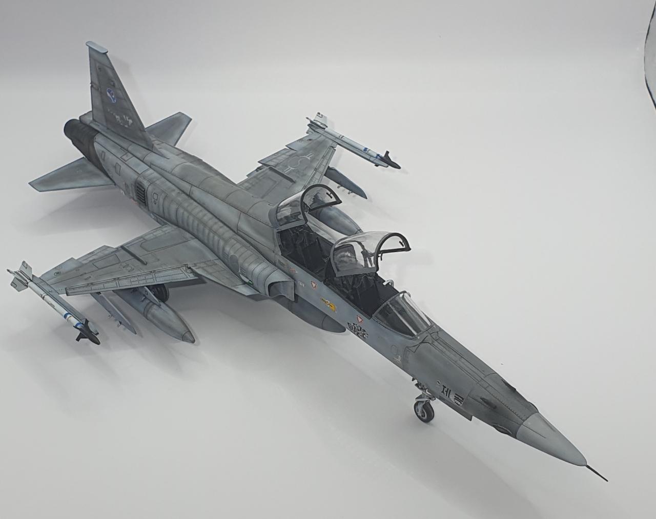 MMZ - 아카데미 1/48 F-5E 제공호