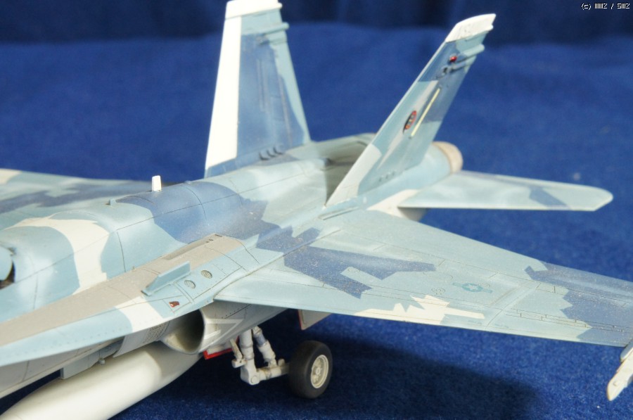 ACADEMY 1/72 F/A-18A NSAWC