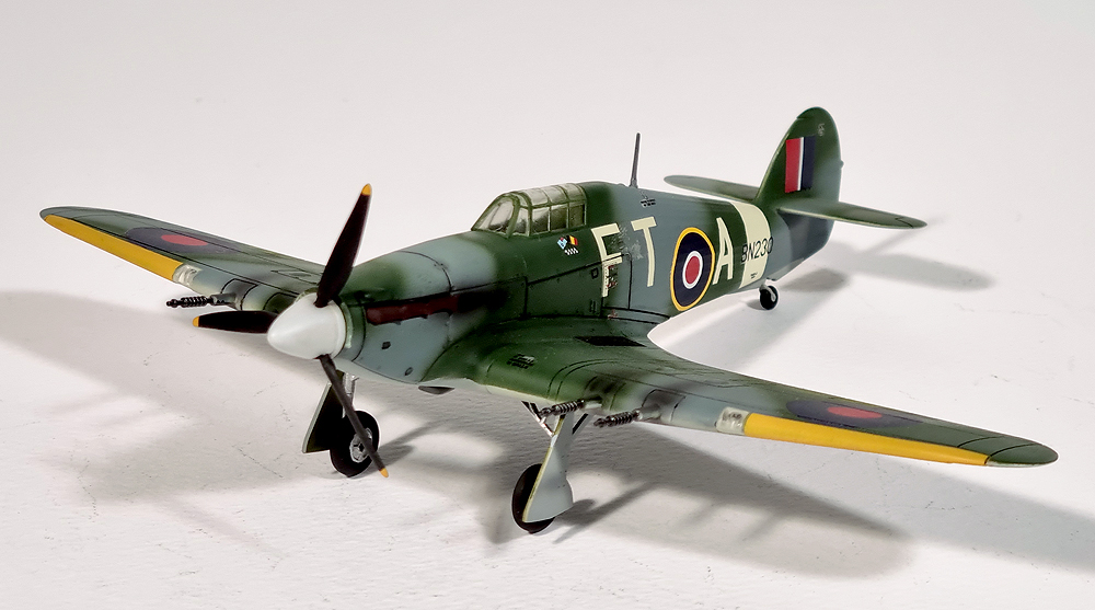 MMZ - Hurricane Mk.II (1/72 Airfix)