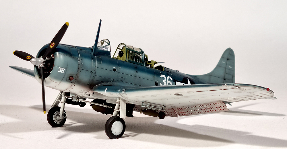 MMZ - SBD-5 Dauntless (1/48 Academy)