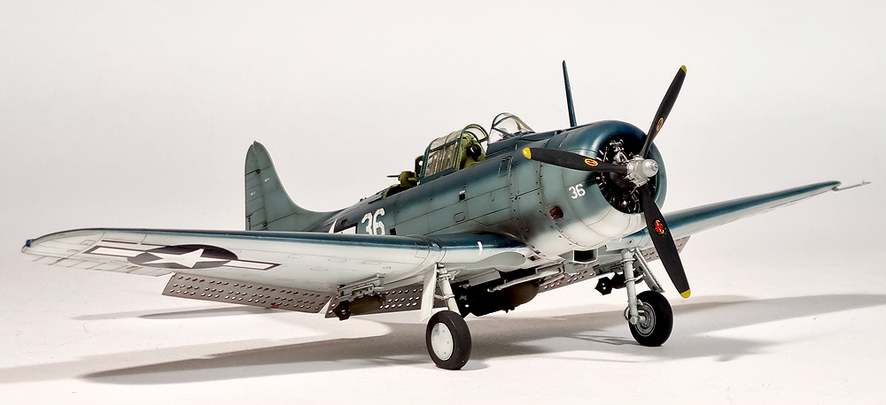 MMZ - SBD-5 Dauntless (1/48 Academy)