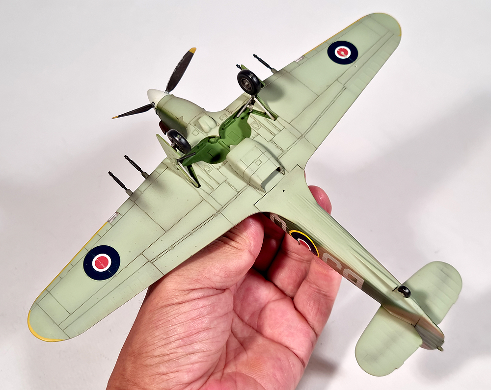 MMZ - Hawker Hurricane Mk.II (1/48 Idea)
