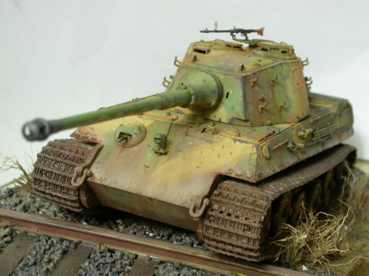 MMZ - PanzerKampfwagen VI Ausf B Tiger II
