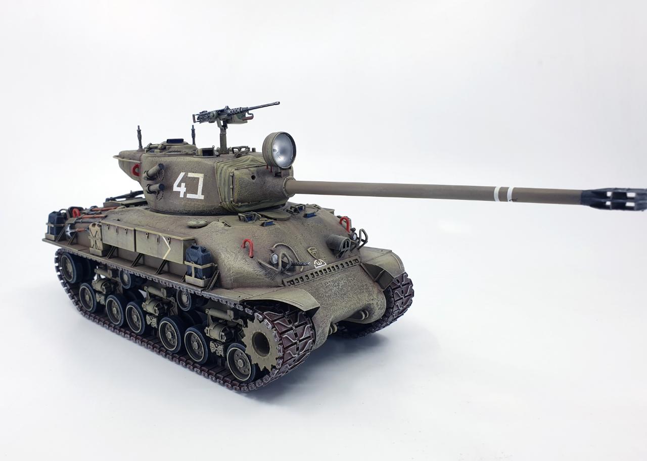 MMZ - 1/35 M51 Super Sherman