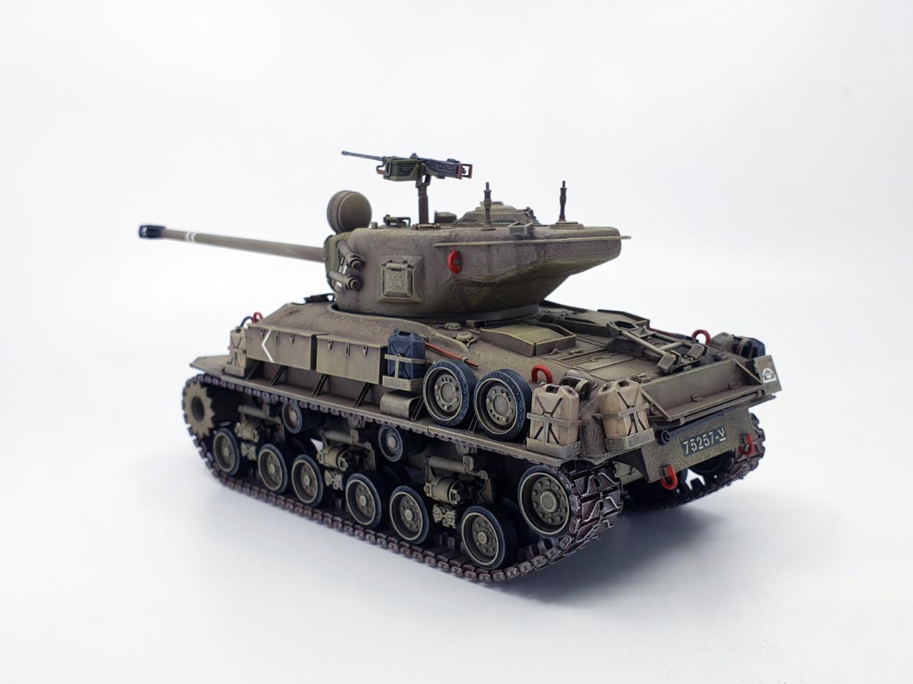 MMZ - 1/35 M51 Super Sherman