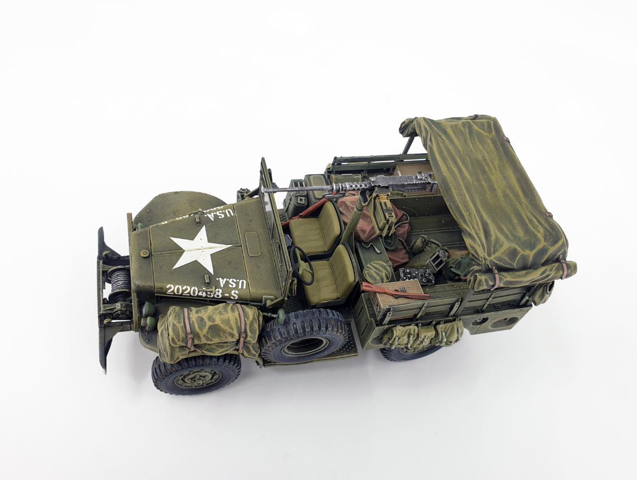 MMZ - 1/35 US 3/4ton 4x4 Jeep Weapons Carrier Beep WC-51
